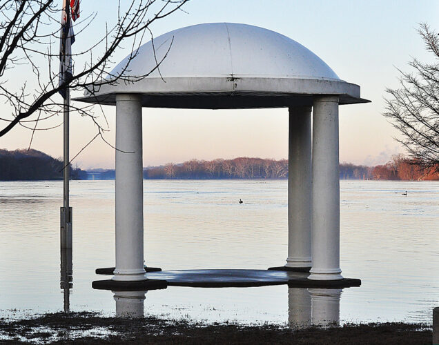 Heavy rains at Point Park | News, Sports, Jobs - Marietta Times